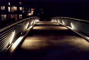 Michael Hallbert Ljusdesign AB - Gångrbron Apaté - Hammarby sjöstad